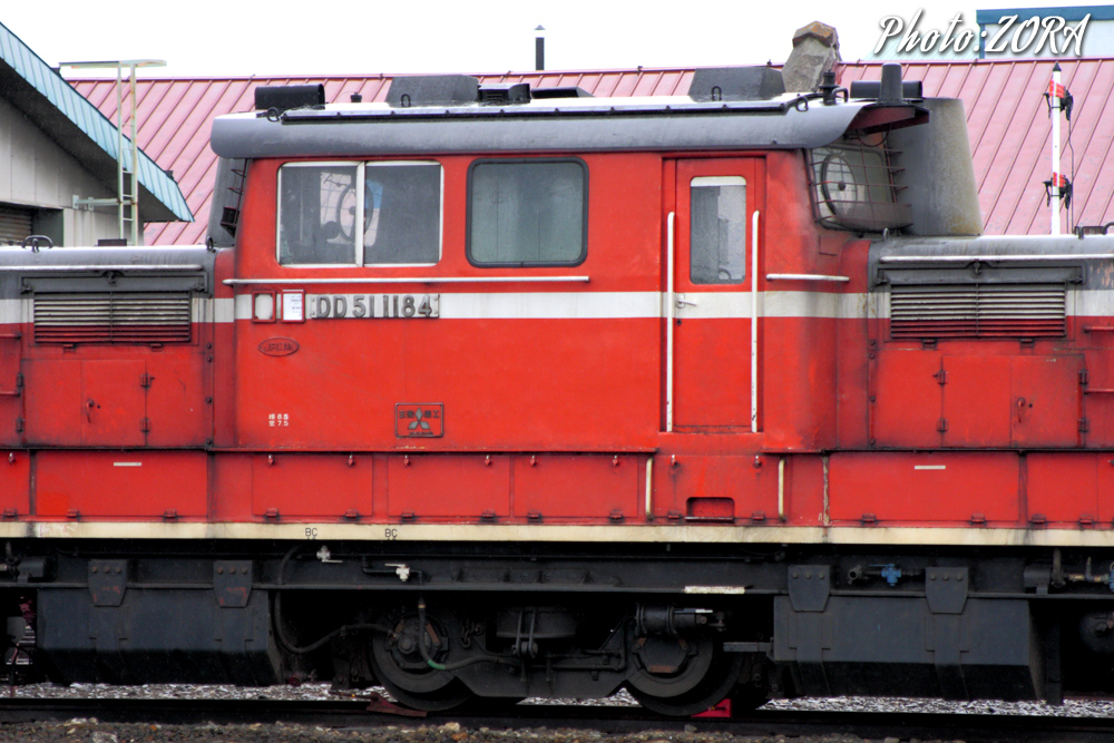 ぞら on Twitter: "13年前の今日、苗穂工場鉄道技術館開放日にて 鷲別に転属し改造を待つDD51-1184 2010-5-8"