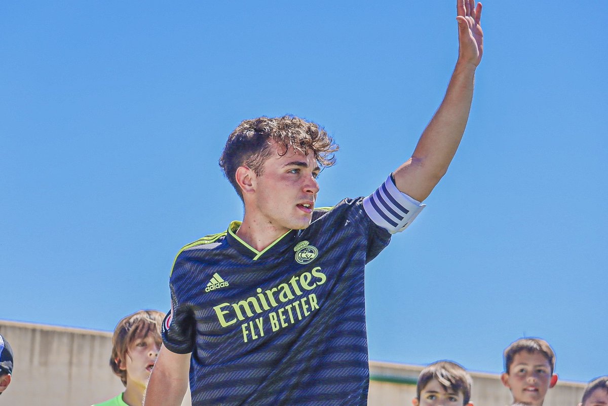 Real Madrid Fabrica on Twitter: "📊| David Jiménez (19 - RB) is Juvenil A's (U19) top-assister in ...