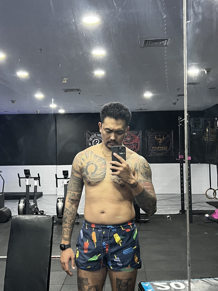 suaminya kartika on Twitter: "Aku si kurus 93kg 😊"