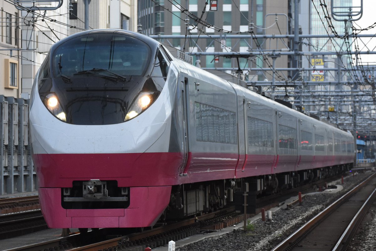 にしこく on Twitter: "2023/5/6 E657系 フレッシュひたち塗装 ① 59M K2編成『黄色』 ② 71M K12編成『赤色』"
