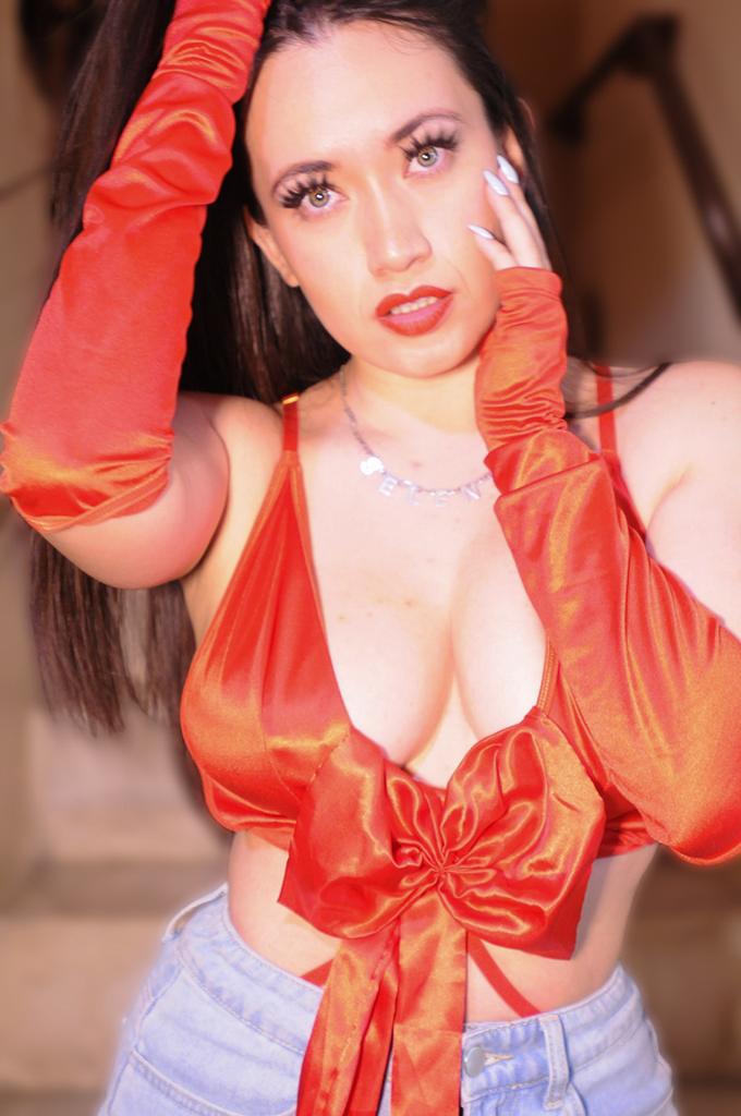 Selene Luna 🌙 on Twitter: "#FelizLunes que sea una semana a toda mamacita!!! https://t.co ...