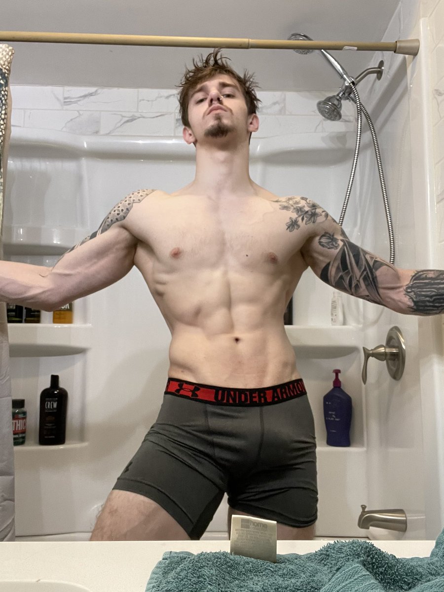 Switchy on Twitter: "Need a workout partner 🥵https://onlyfans.com/hotswitchy"