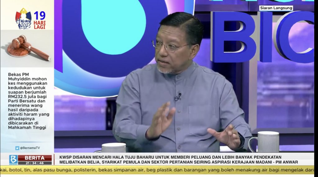 SoyaCincau on Twitter: "MCMC COO Dato Mohd Ali Hanafiah Mohd Yunus said another entity will take ...