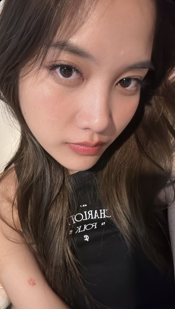 FREEN OFFICIAL on Twitter: "ใจเราก็มีเท่านี้ 🤏🏻 👉 https://instagram.com ...