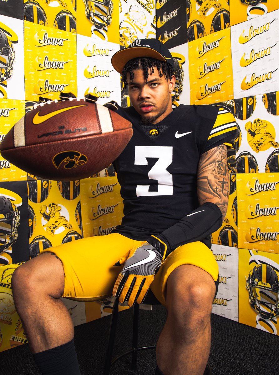 NIL Deals on Twitter: "NIL Deal: Ohio State transfer and Iowa wide receiver Kaleb Brown has ...