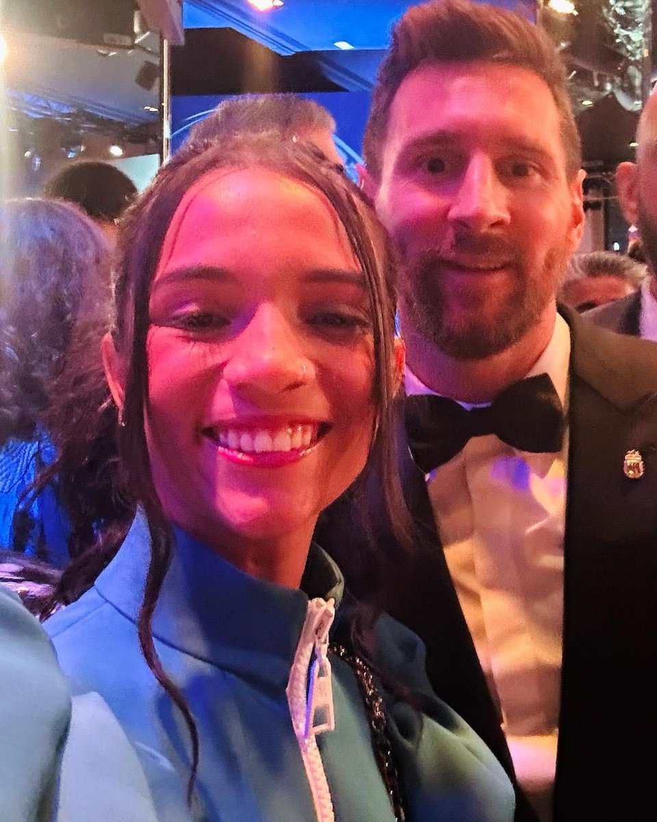 Messi Media On Twitter Messi Selfie With A Fan