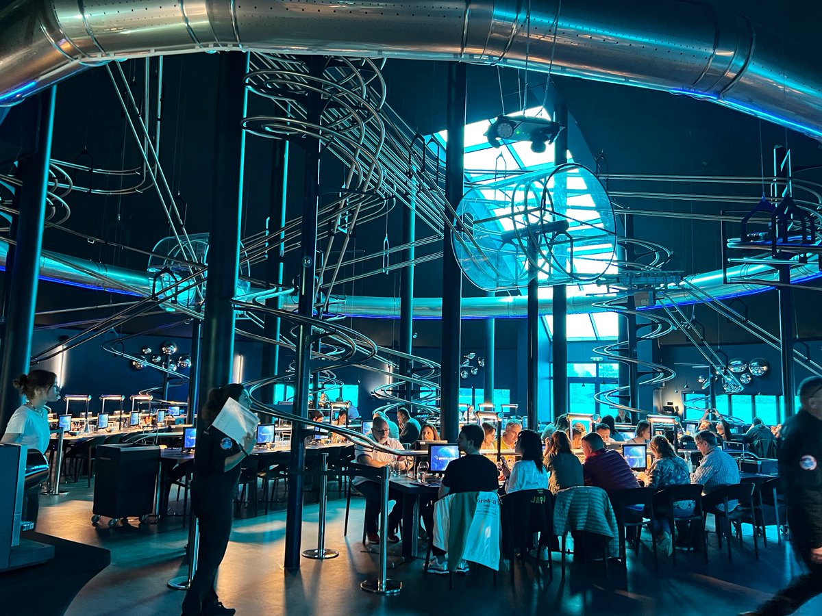 Attractions 360° on Twitter: "Cabin key, lobby, Space Loop roller coaster restaurant & bar. 🇫🇷🚀"