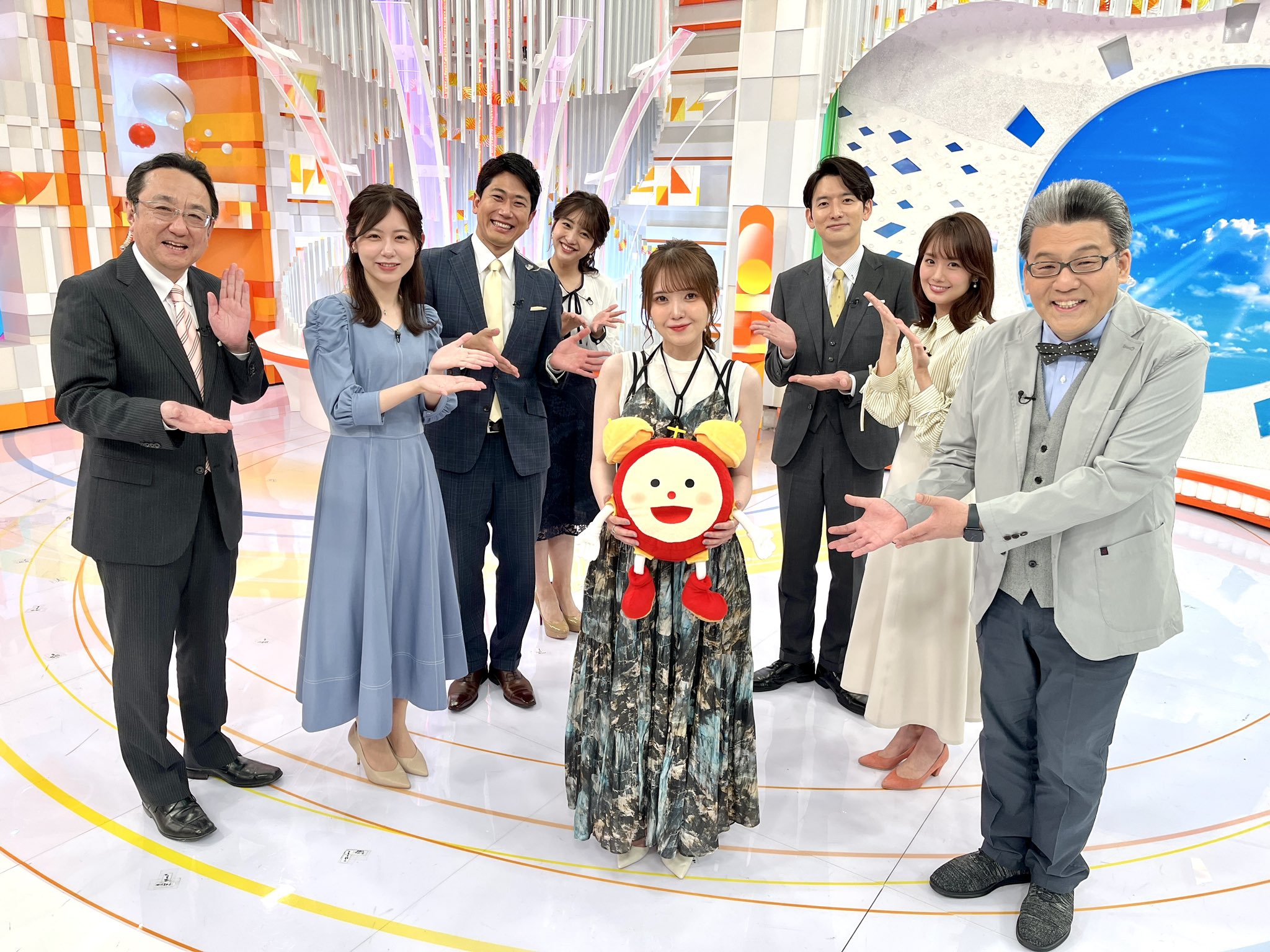 めざましテレビ On Twitter マンスリーエンタメプレゼンター 🎉鬼頭明里 さんが2回目の登場 ️ フクロウ🦉ネタの可愛らしい原稿読みやウインク実演😉💕幼少期のお写真など
