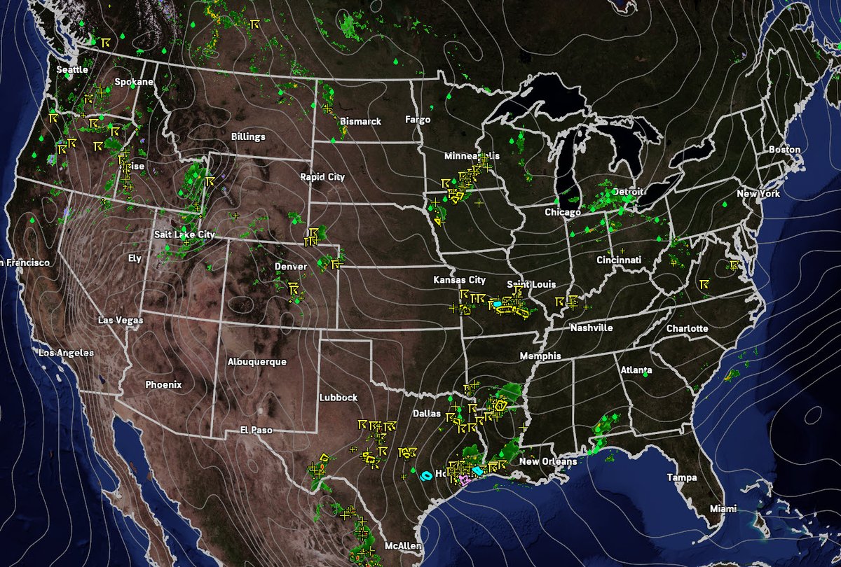 Jesse Ferrell Accuweather On Twitter Storm Chasers Be Like