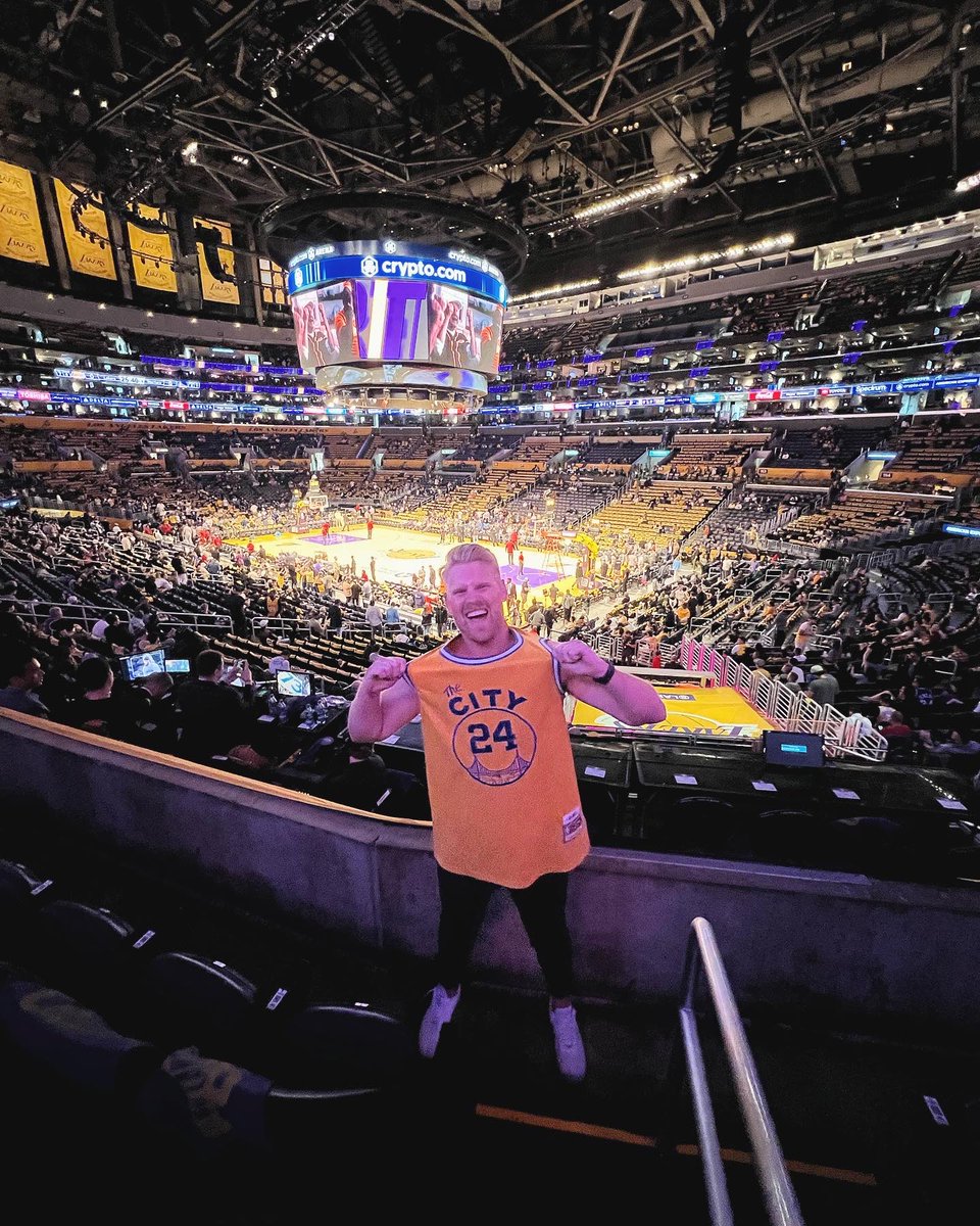 Jon Root on Twitter: "Who you got tonight in Game 4: @warriors or @Lakers?"