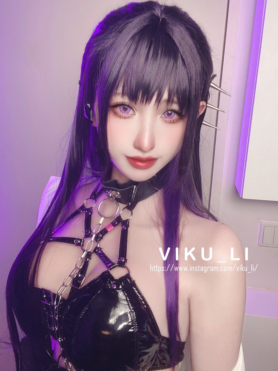 Viku猫梨梨 on Twitter: "这次cos了Mihara🥵🥵皮衣好色 costume from @miccostumes #NIKKE #NIKKEcosplay # ...