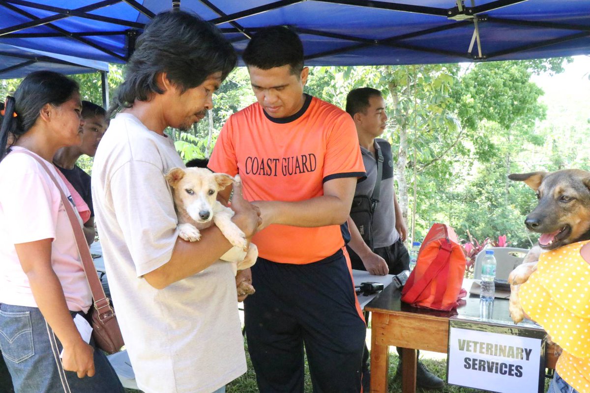 Philippine Coast Guard on Twitter: "TINGNAN: Umabot sa 300 residente ang natulungan ng ...