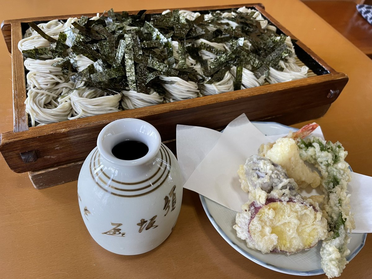 むーや on Twitter: "#小千谷市 にある #須坂屋 の #へぎそば ‼️ お蕎麦がツルツルで、のど越し最高です😋 I ate soba at the soba restaurant ...