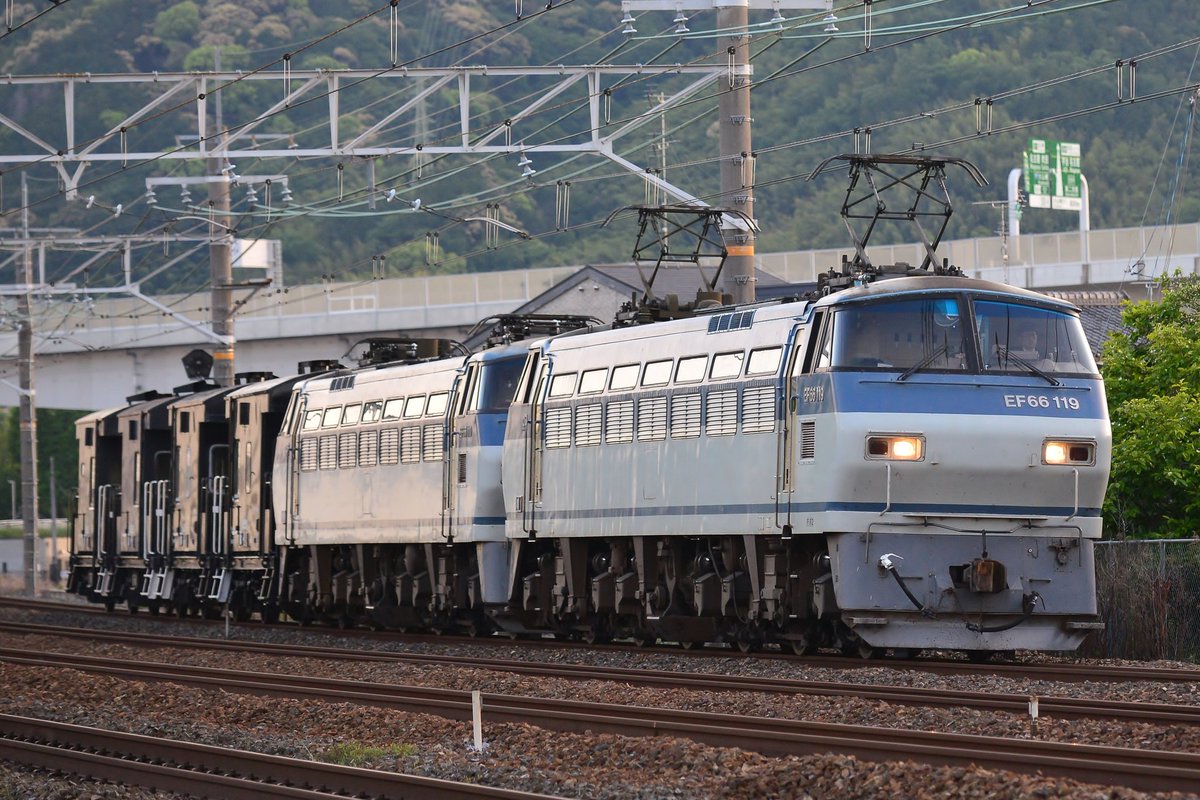 鉄人901号@ on Twitter: "8864レ EF66 119+EF66 110無+ヨ×4B 久しぶりの撮り鉄 調子踏み切りでは上り内側列車並走で下りの外側はサンダーバードが接近でした ...
