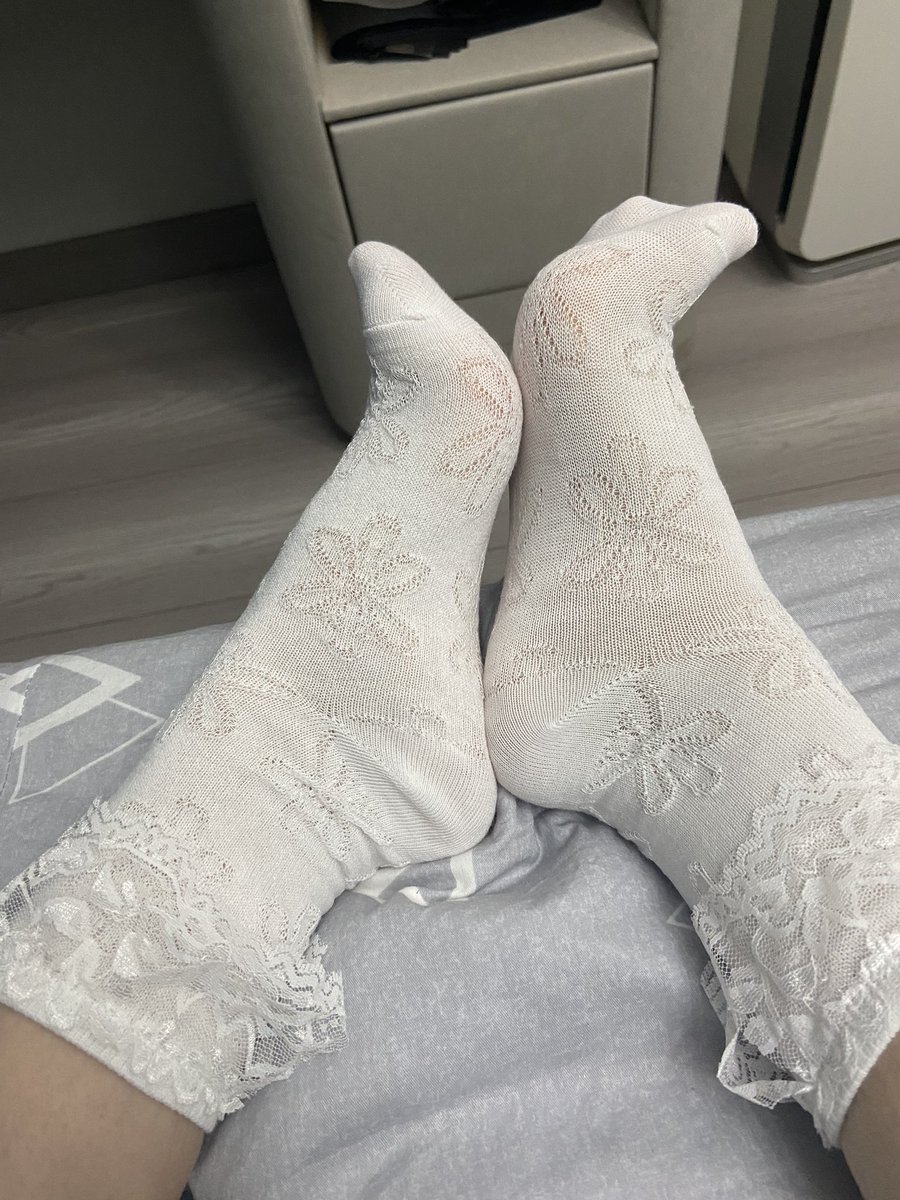 娅咪酱原味 On Twitter 蕾丝长袜,超级舒服 原味棉袜 蕾丝