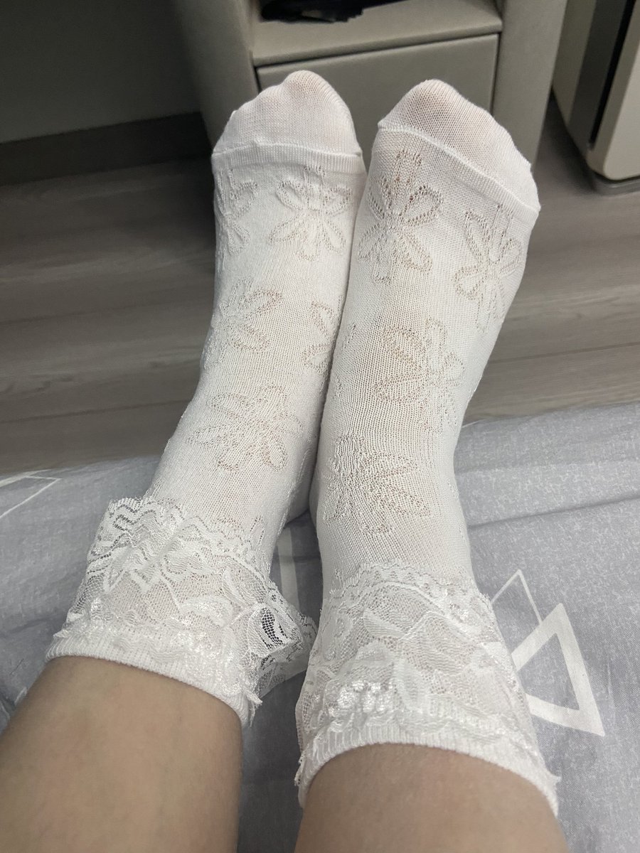 娅咪酱原味 On Twitter 蕾丝长袜,超级舒服 原味棉袜 蕾丝