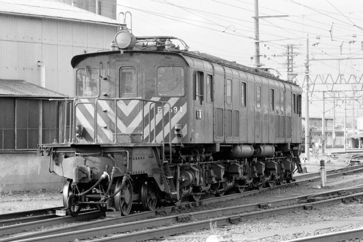 GUNDAM48 on Twitter: "#EF59の日 再投稿ばかりで恐縮です。 EF59 1稲沢機関区展示回送 EF6627[吹]+59 1貨物 吹田機関区で一泊中 引き出し中 継承 ...