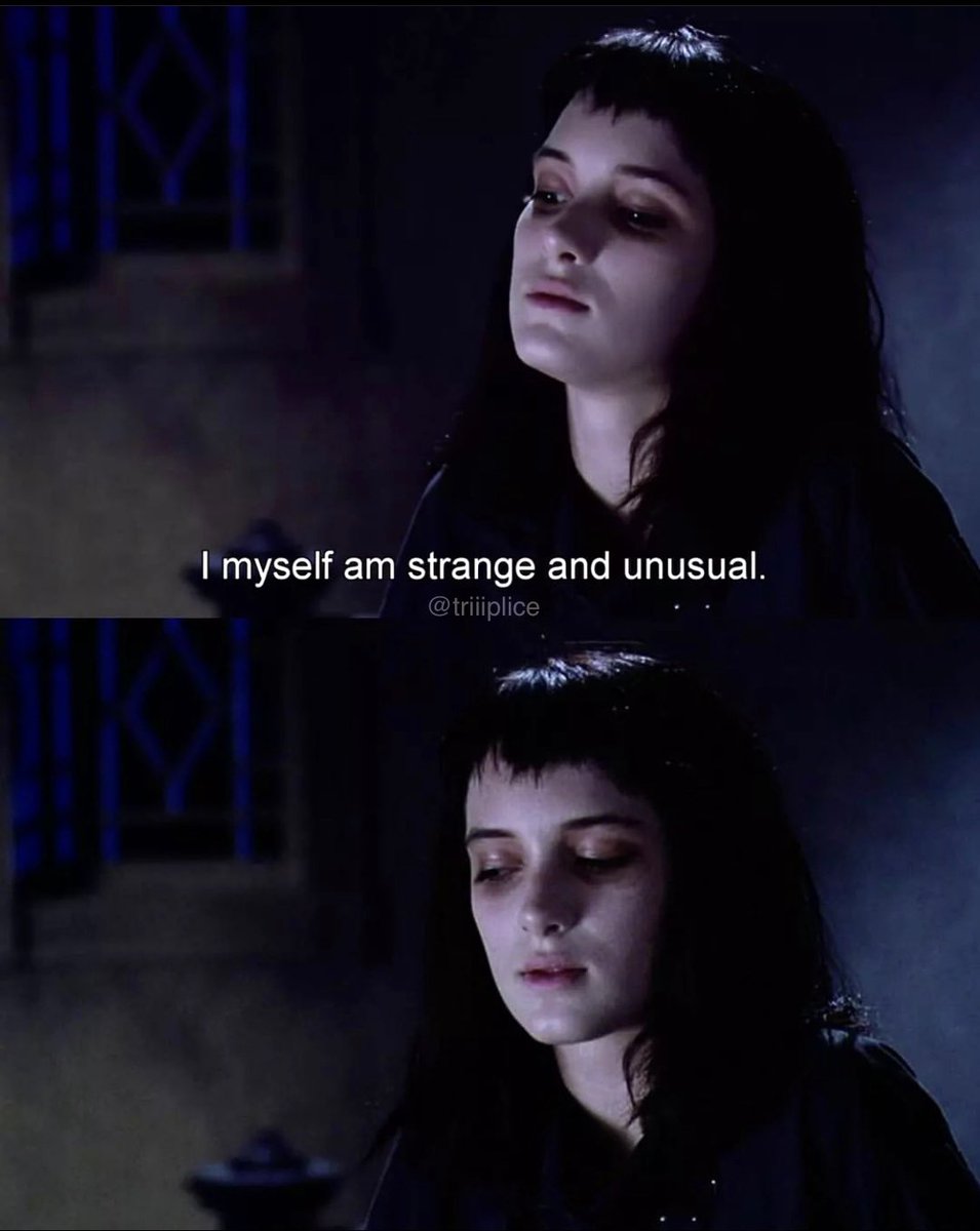 Mistress 𝒞𝐻𝐸𝑅𝑅𝒴 𝒯𝒪𝑅𝒩 🍒 on Twitter: "RT @triiiplice: Beetlejuice (1988) Dir. Tim Burton"