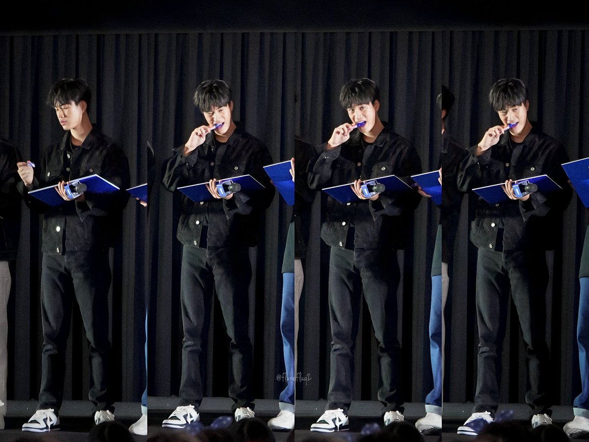 𝒇𝒇. 𝔩𝔞 𝔤𝔞𝔩𝔢𝔯𝔦𝔞 』 on Twitter: "สเต็ปการเปิดฝากปากกาของพี่พระเอก 😬 . . 230503 Gemini & Fourth - # ...