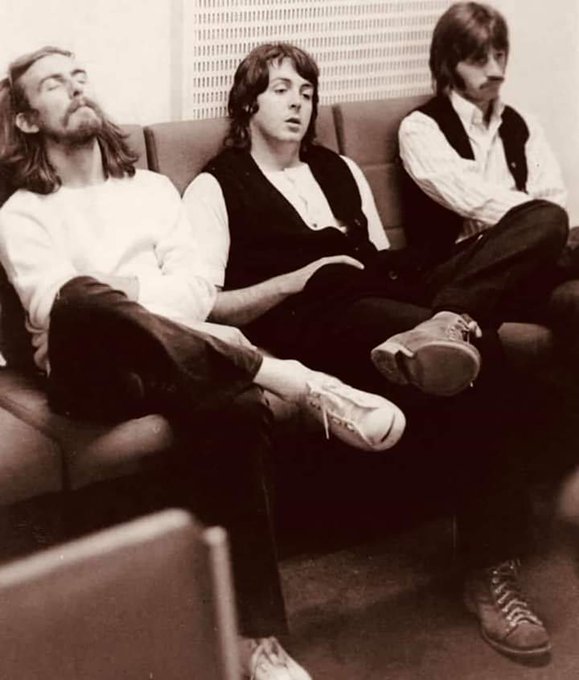 Classic Rock In Pics On Twitter George Harrison Paul Mccartney