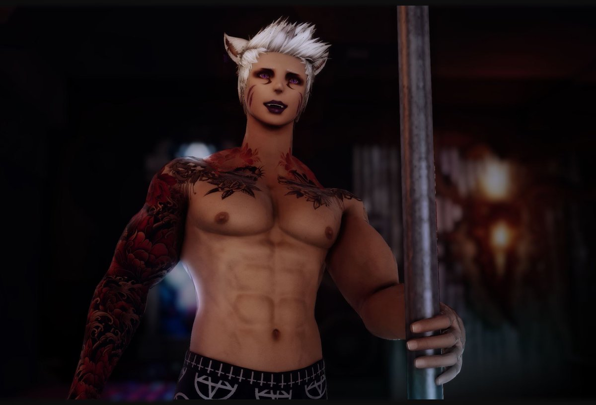 Dandy Lyon on Twitter: "Just a relaxing #TummyTuesday chilling out in my castle #ClubVamp . # ...