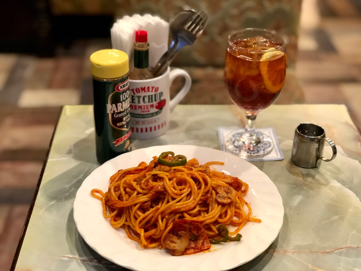 GINZA on Twitter: "【まとめ】80年代好きライターの純喫茶巡り。https://ginzamag.com/culture/cafex80smusic-index2/…"