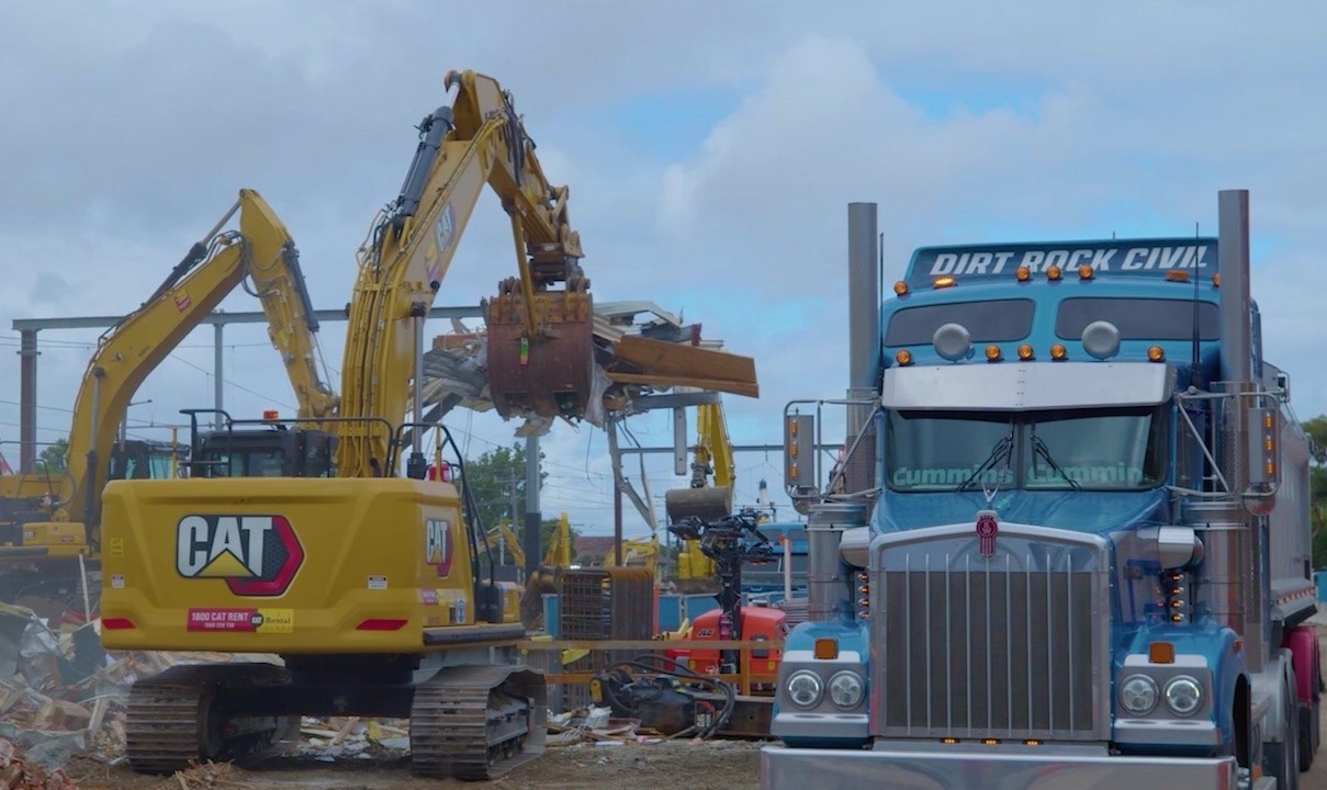 Level Crossing Removal Project on Twitter: "🛤️ The construction blitz will see more than 500 ...