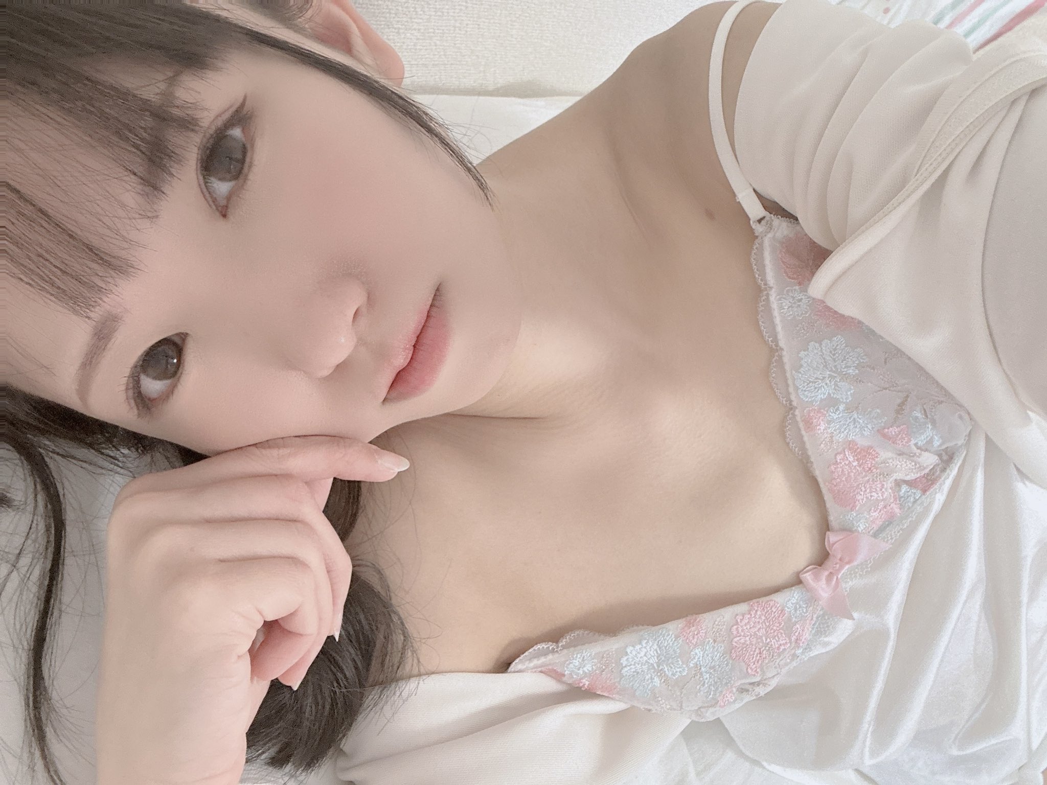 Malofi*ASMR* on Twitter: "昨晩Fantiaに水着ショットを投稿したよ👙見てね💓 今日の夜もFantiaに動画を投稿するよん♪ https://t.co ...