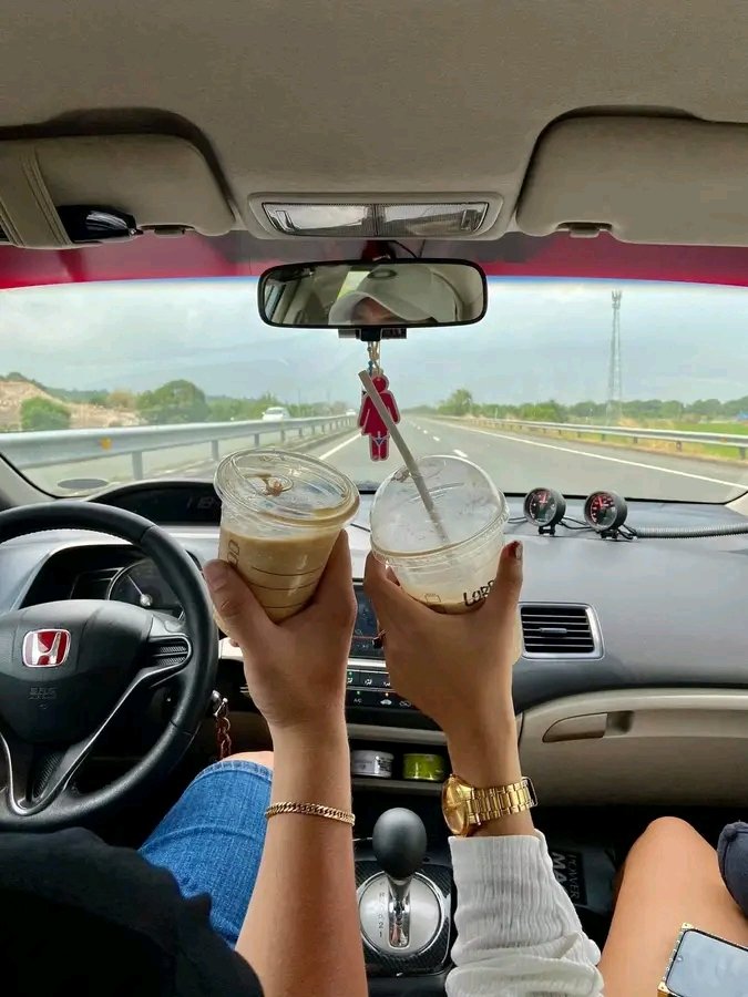 Tumblr Couples Holding Hands While Driving