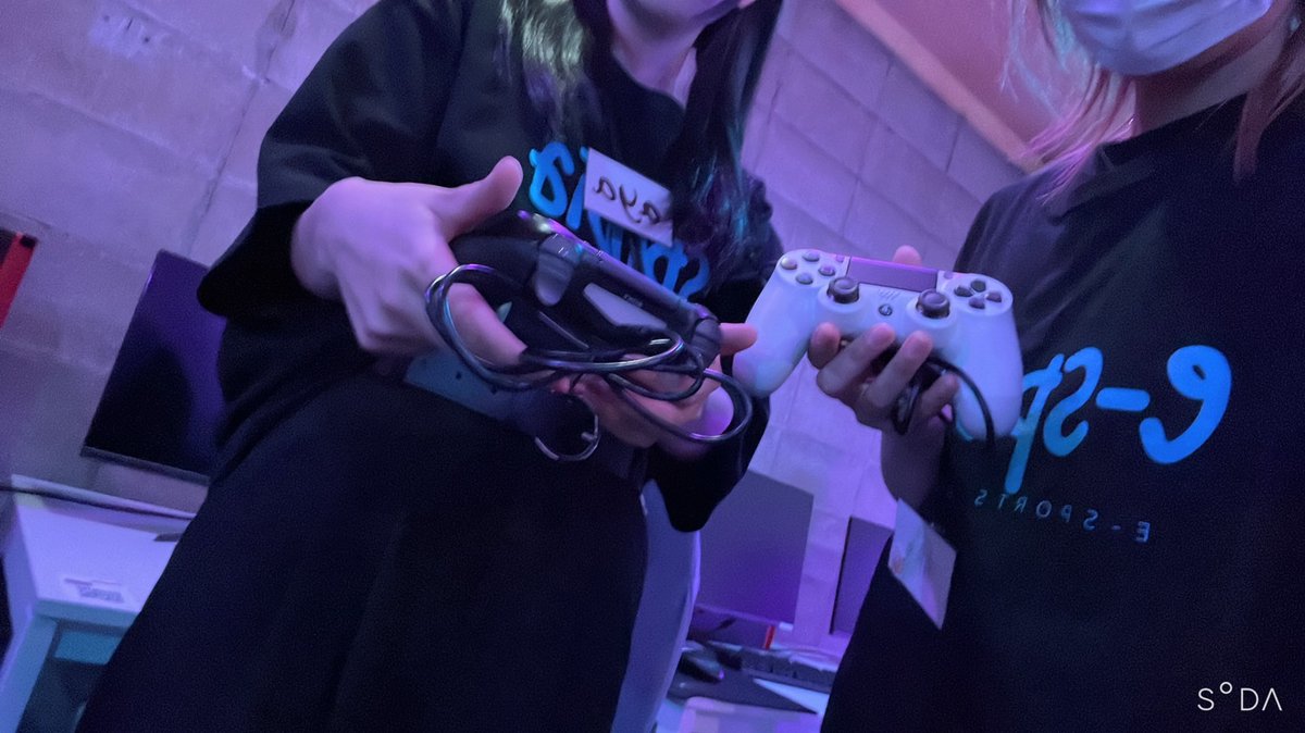 新潟 esports CAFE & BAR e-spopia on Twitter: "おはようございます！ 今日も元気に営業しております。 今日の出勤は @iku_espopia さん @e ...