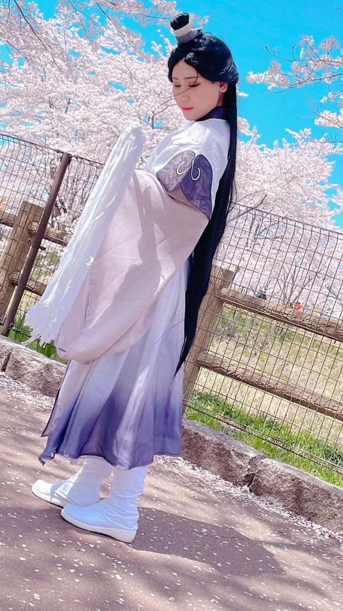 やと On Twitter レイヤーの初コスと現在を晒す これがこうなった笑🤣🤣 良くなったのでは??笑