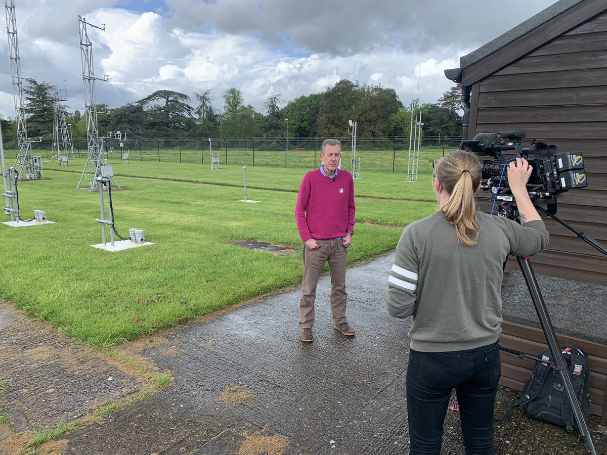 Reading Uni News on Twitter: "Dr Peter Inness from @UniRdg_Met talking to ITV Meridian about the ...