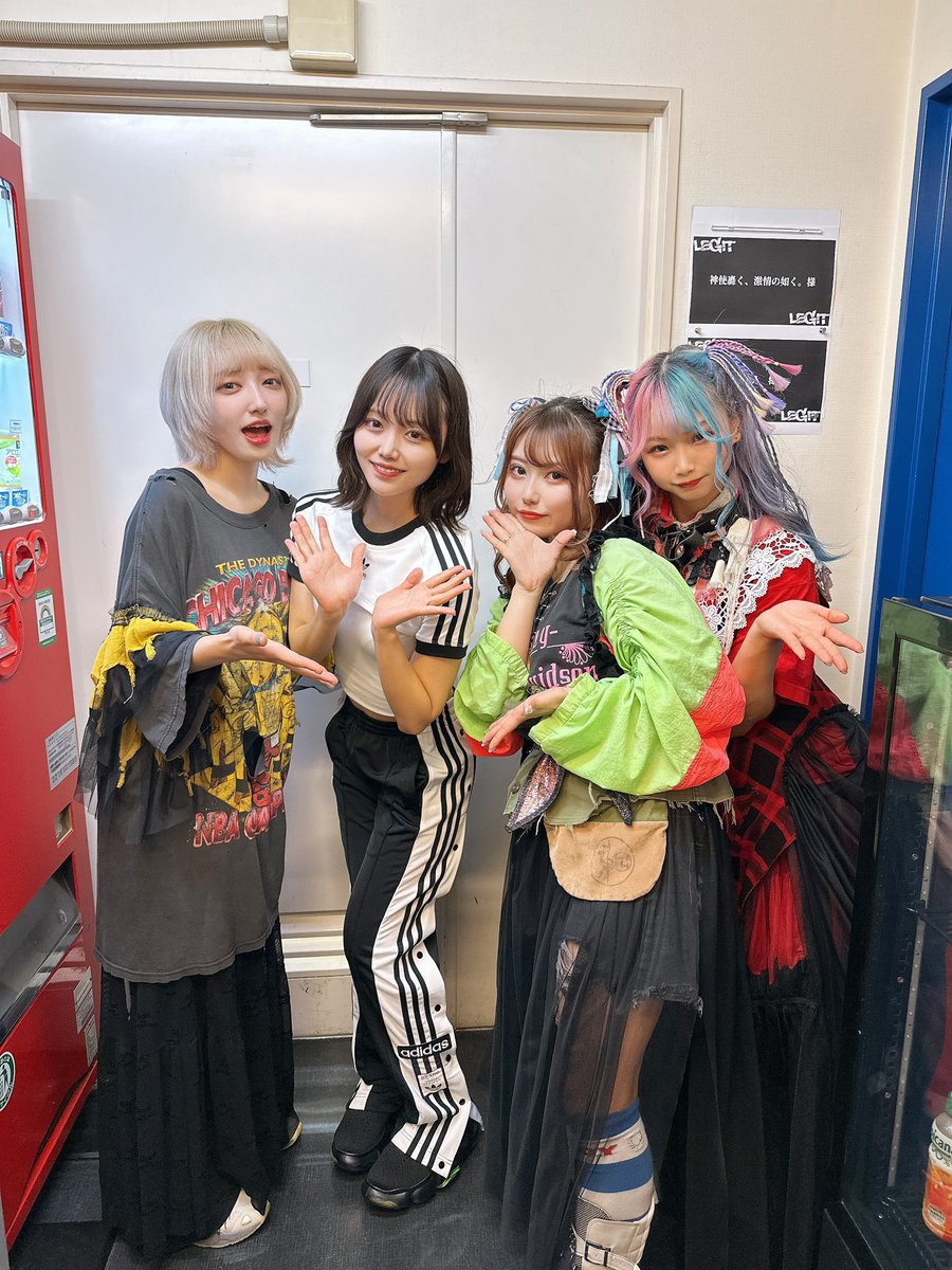 声優へそ on Twitter: "エロい…。Raychellが特にエロい…♡"