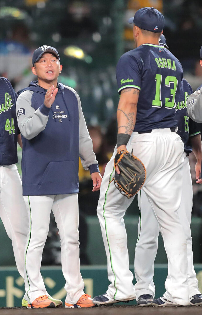 スポーツ報知 プロ野球取材班 On Twitter 【 ヤクルト 】 石川雅規 若手に負けたくない闘志も 寄り添い助言送る 投手陣のお手本に 東京ヤクルトスワローズ