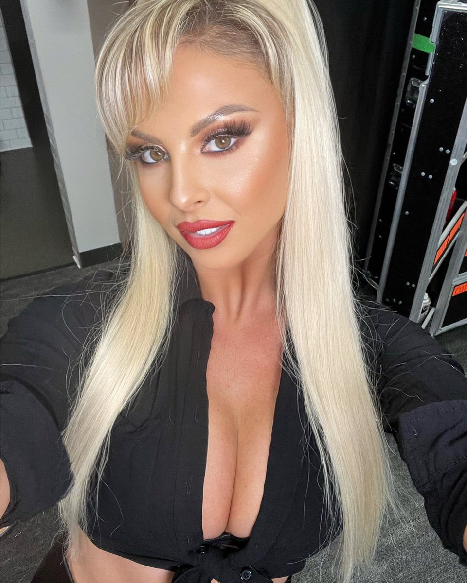 Harley Cameron On Twitter You Know What Day It Is 😘 Xoxo Harley Aew Aewdynamite Dynamite