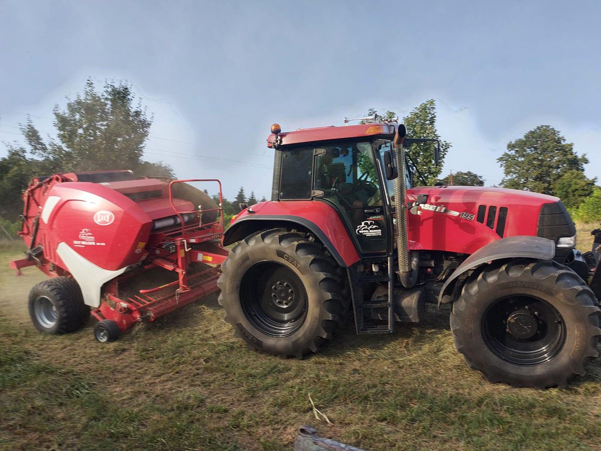 profi on Twitter: "Hier ist ein #Case IH CVX 1195 mit #Lely RP 445 vom Lohnarbeiten Wippel ...