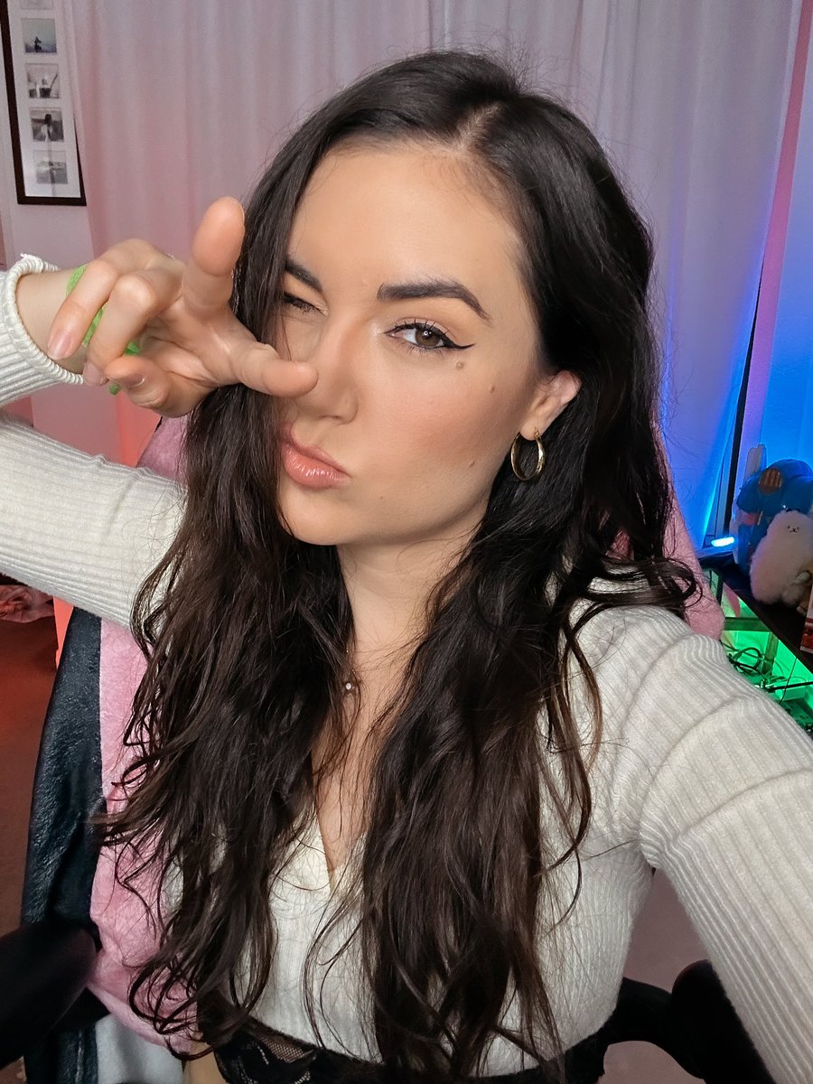 Sexys Tv Mx On Twitter Rt Sashagrey Live Now