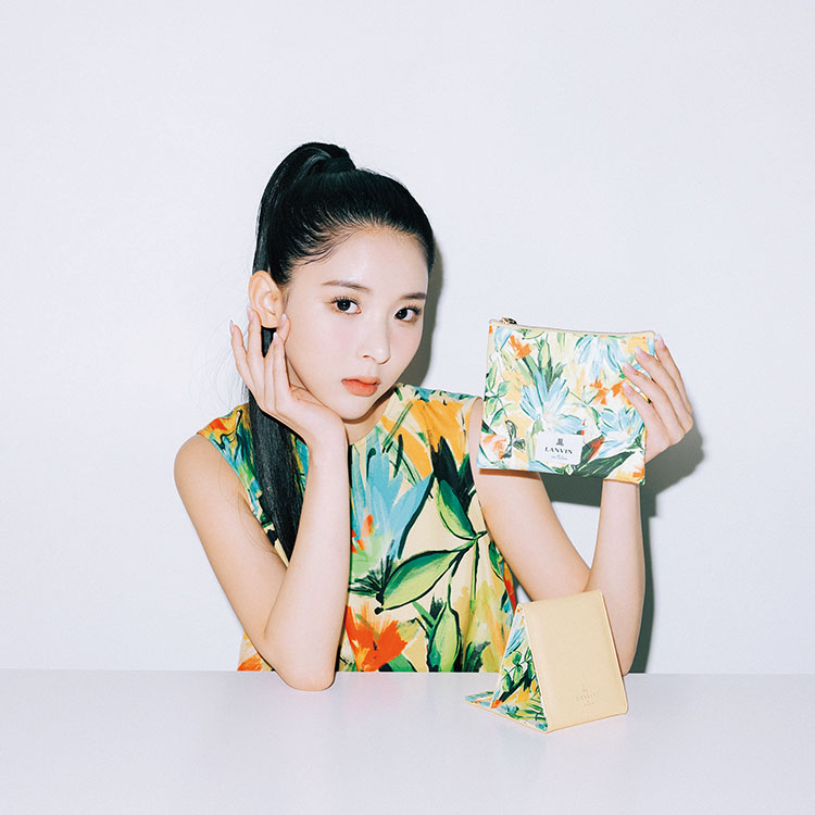 sweet on Twitter: "5/12発売sweet6月号の付録は、ランバン オン ブルーのスペシャルアイテム♡ | http://SWEETWEB.JP - https ...