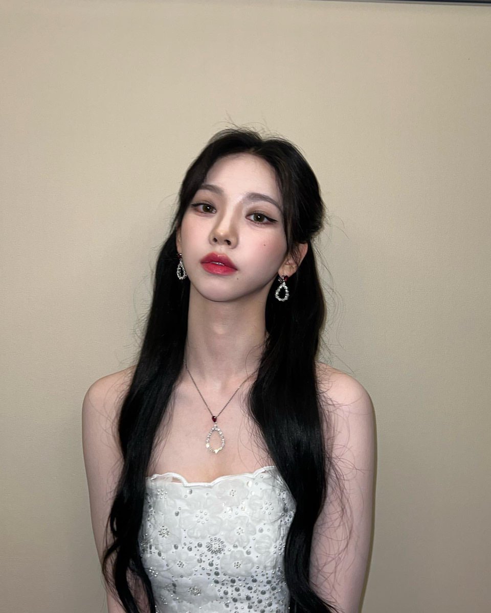 Evi On Twitter พี่น่าเดรสขาวคือคนสวยของใจมาก นี่คนหรือนางฟ้าก่อน