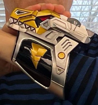 SentaiFive (戦隊ファイヴ) on Twitter: "Always liked the Cosmic Fury Morpher too from what we ...