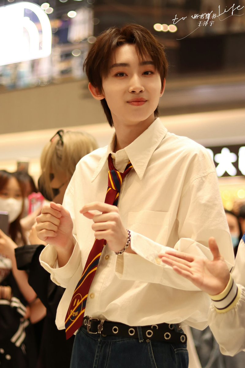 ☁️ on Twitter: "#BOYSTORY #Zeyu #泽宇🐟 230520 © 匿名情书-于泽宇"