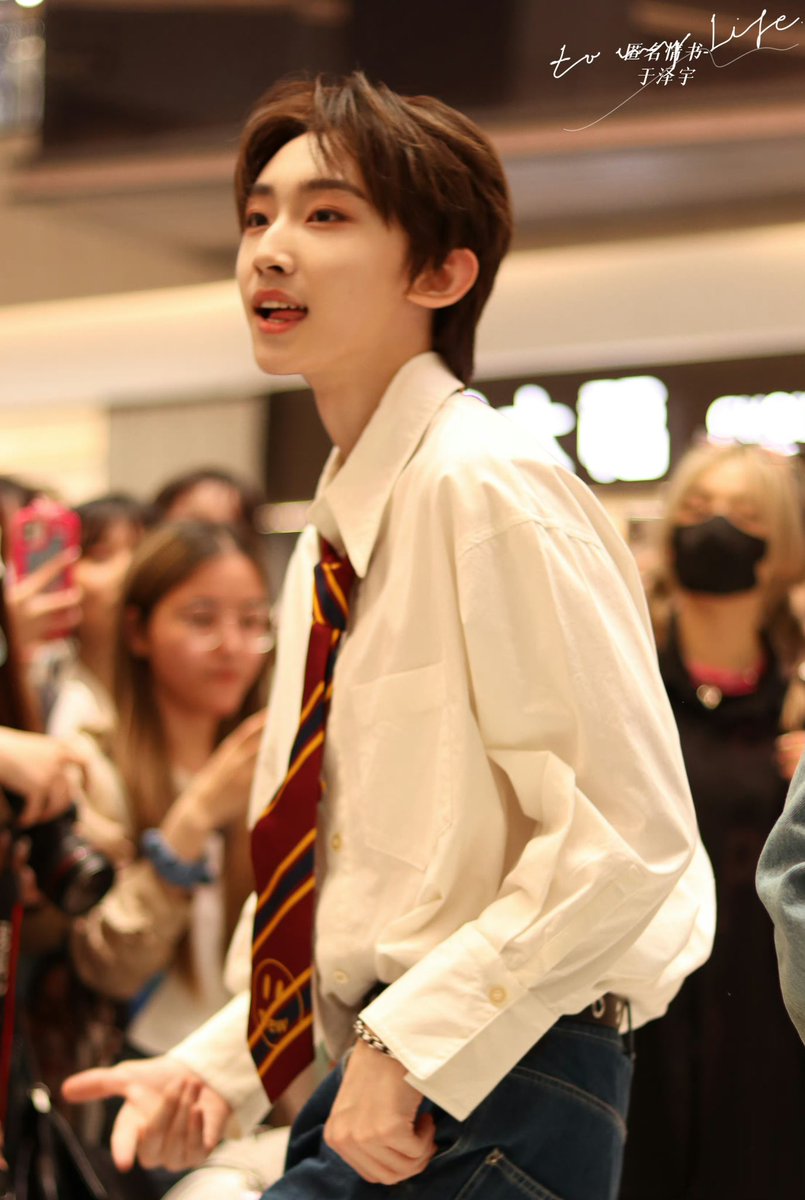 ☁️ on Twitter: "#BOYSTORY #Zeyu #泽宇🐟 230520 © 匿名情书-于泽宇"