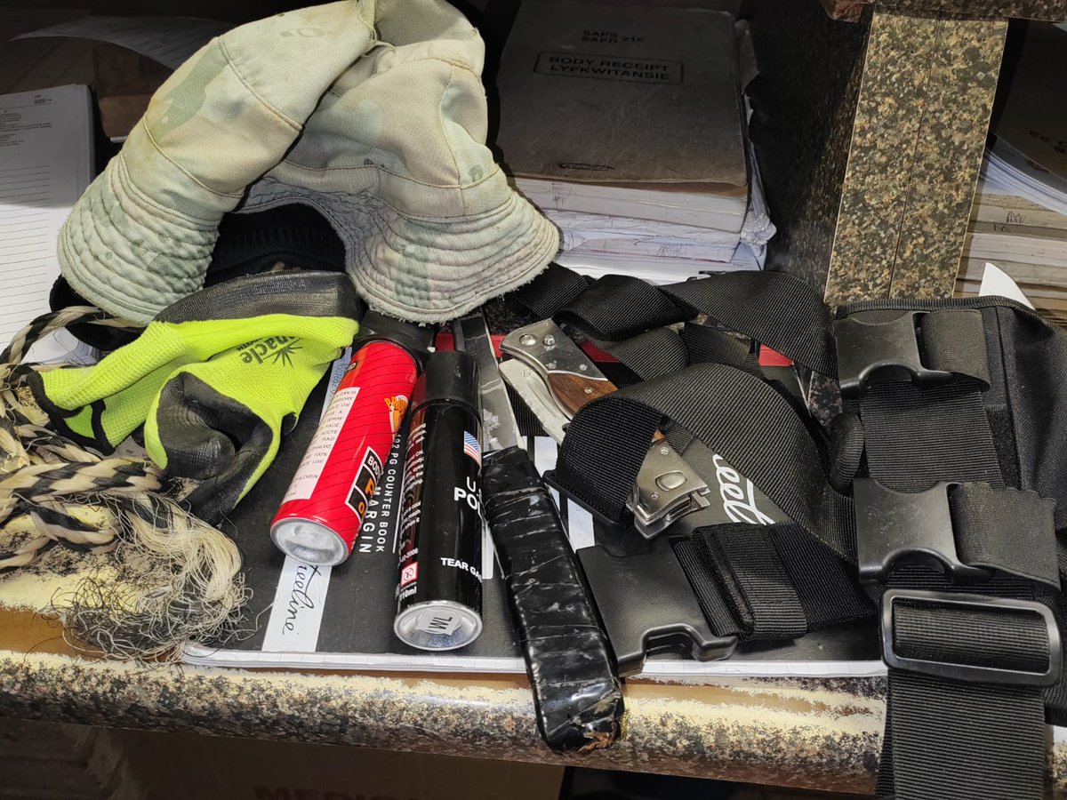 Sa Police Service πΏπ¦ On Twitter Sapsfs Two Suspects Aged 31 And 32