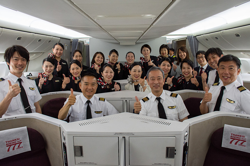 Travel Watch on Twitter: "【旅レポ】圧巻のビクタービル空港ローパスを4K60fpsで振り返る！ JALの777退役フェリーツアーの独… https://travel ...