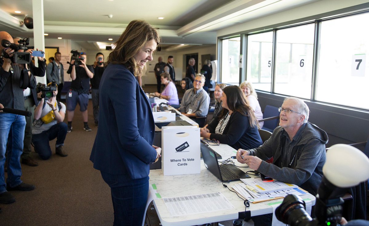 Danielle Smith On Twitter I Just Voted And You Can Too Advanced