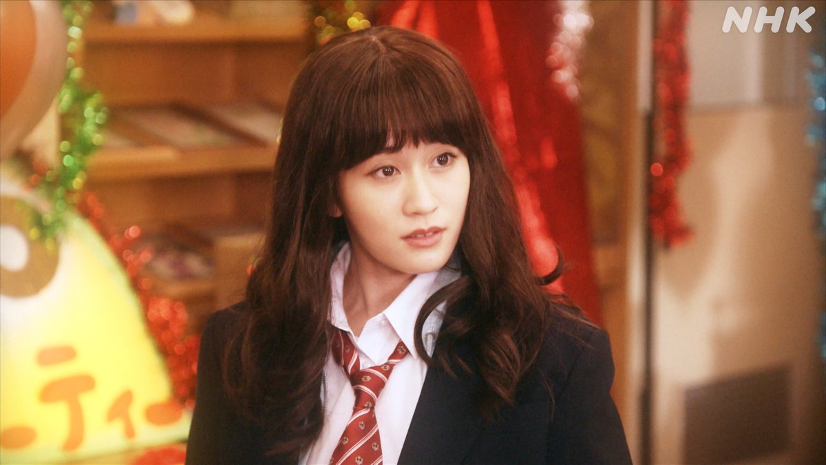 NHKドラマ on Twitter: "\春風の姉・涼子の今週のコーデをお届け ／ 6話で気になる涼子（#前田敦子）のコーディネートです 和装で同窓会に出席していたのは涼子だけ！ 赤い花柄が ...