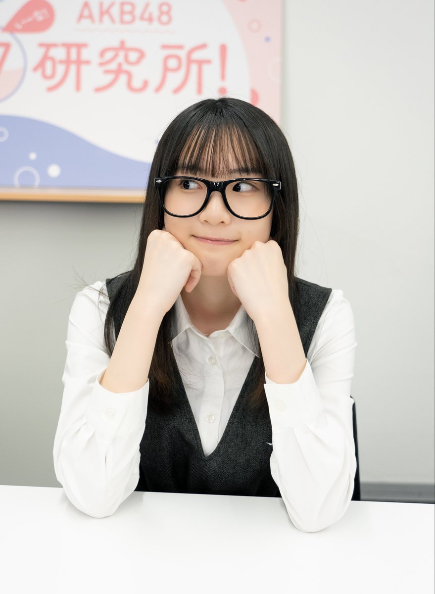 「AKB48 17研究所！」公式 on Twitter: "#AKB17研究所 第34回 オフショット #橋本恵理子 @erichan_akb48 オフショットはキャスター風？ #橋本恵理子 ...