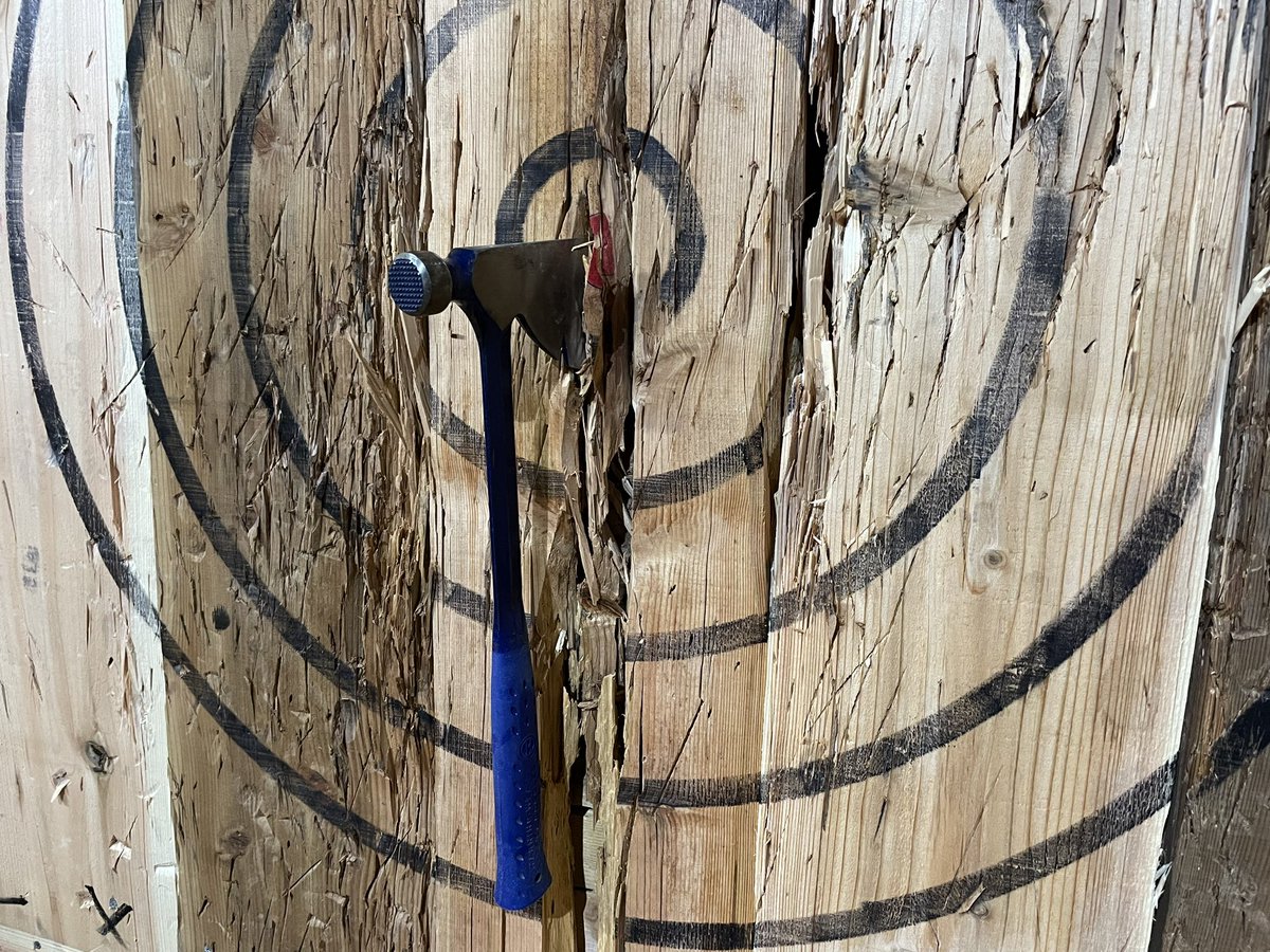 パワー「毎回板こんなにしちゃってごめんなぁ パワー」|やばこ🐤COMITIA144【E29ab】のイラスト