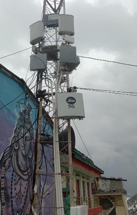 Aditya Raj Kaul on Twitter: "Telecom Minister @AshwiniVaishnaw has launched 2,00,000th 5G site ...