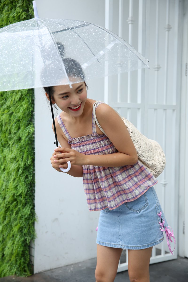 星图大海 on Twitter: "RT @trickTang: 精选合集区，1087 章若楠多套户外街拍合集6973p，共27g，自购链接：https://6fak.cn/product ...